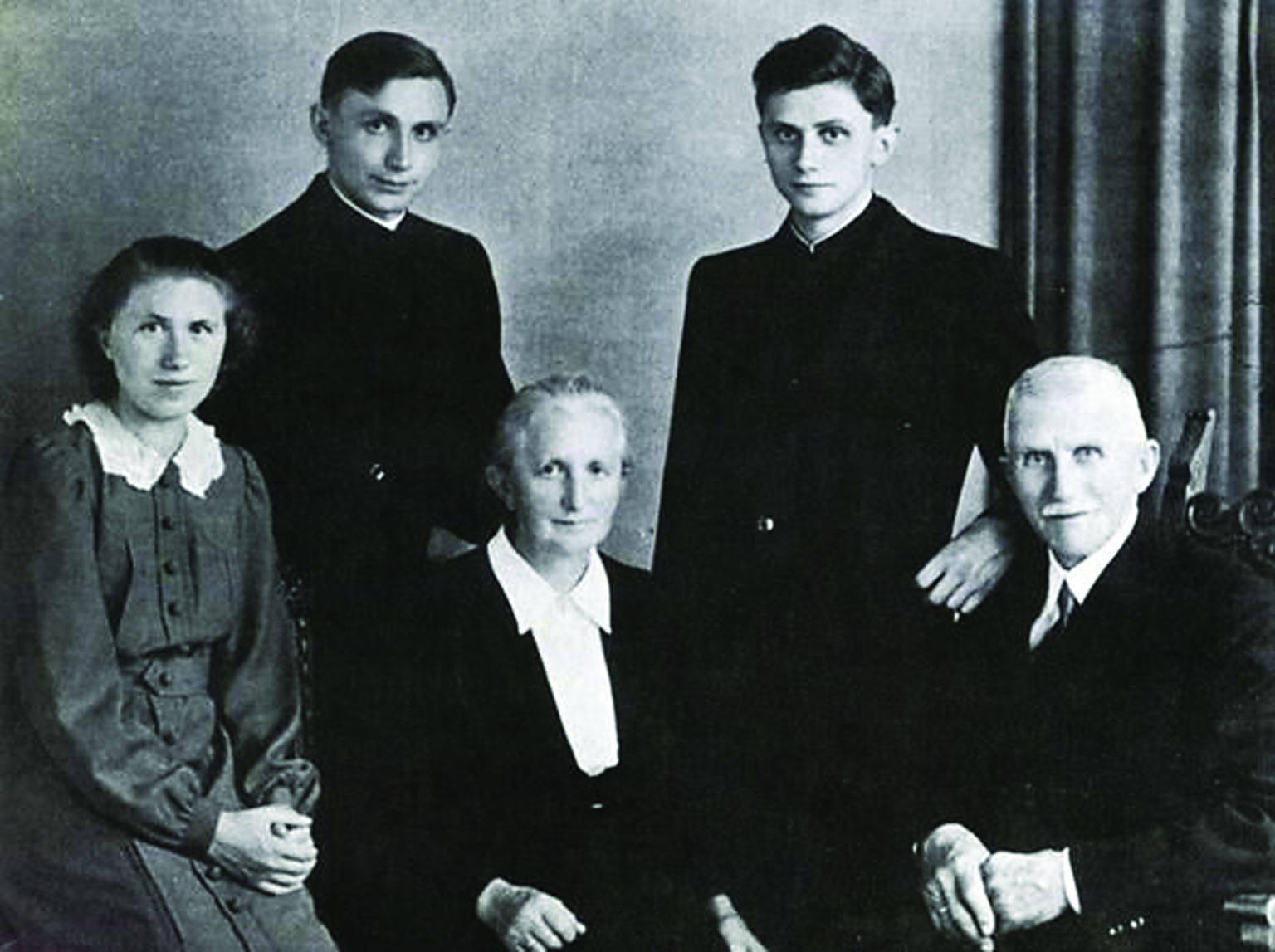 The Early Life of Joseph Ratzinger - Inside The Vatican