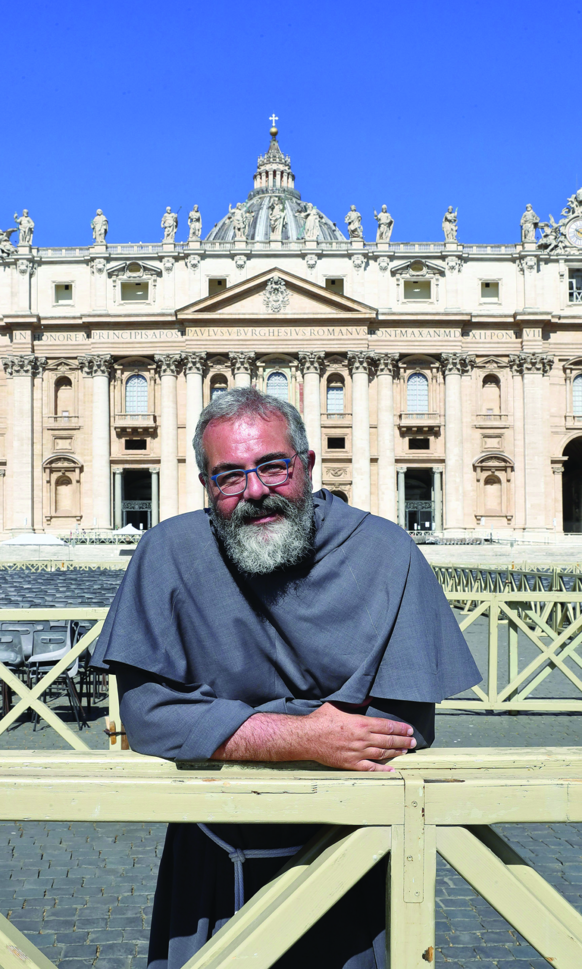The joyful "parish priest" of St. Peter's welcomes "jagged humanity ...